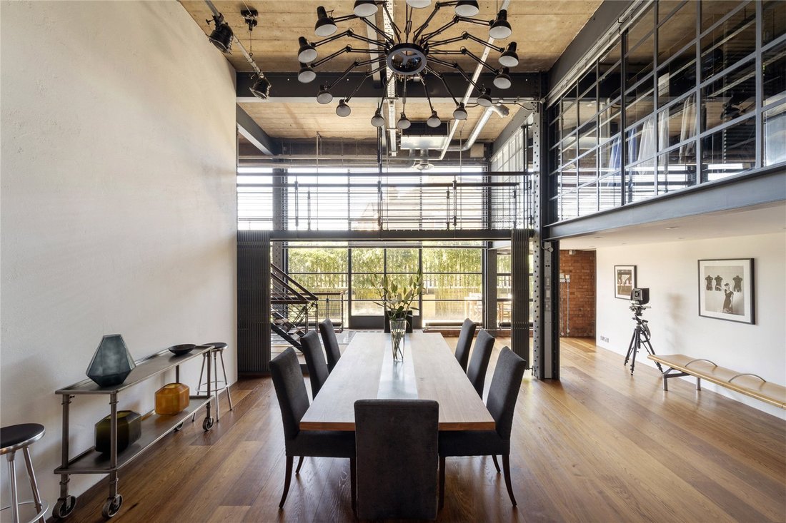 Flat Apartment, Chiswick Green Studios, In London, England, United Kingdom For Sale (15594472)