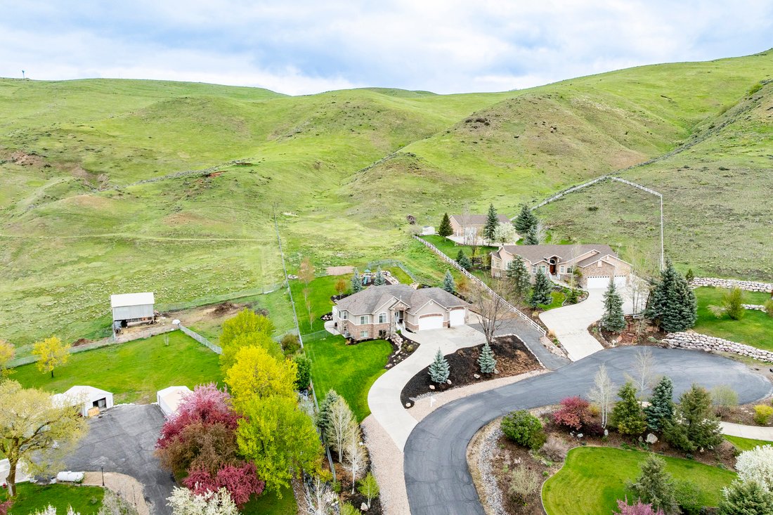 Home On 1.61 Acres With Views Of The Wasatch In Morgan, Utah, United ...