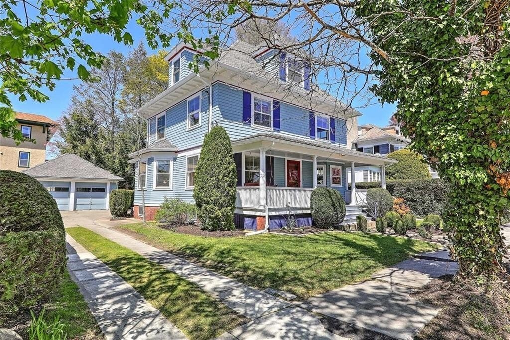 Outstanding 1900s Colonial In Providence, Rhode Island, United States ...