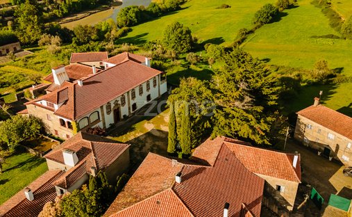 Luxury investment property homes for sale in Fornos de Maceira Dão ...