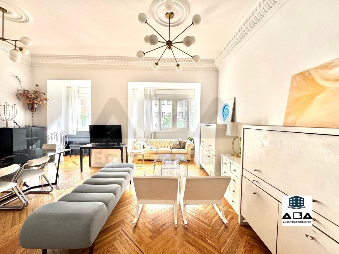 Madrid Flat In Madrid, Spain For Sale (15616318)