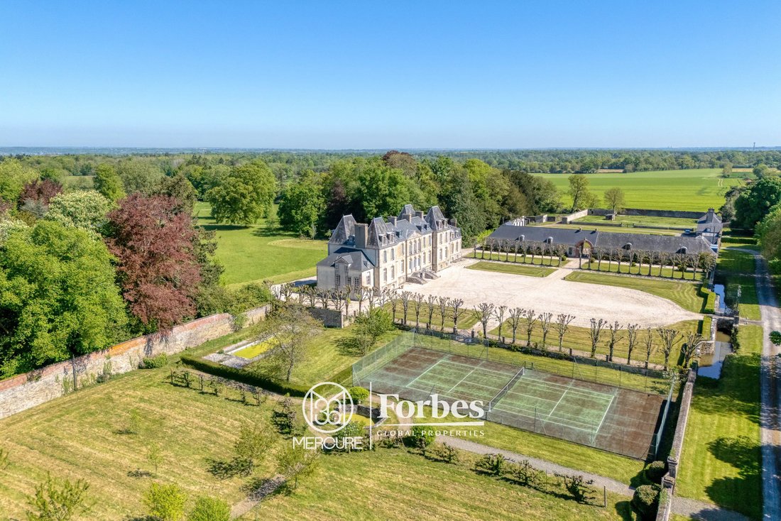 Normandy, Very Elegant 18th Century Chateau Ismh In Bayeux, Normandy ...