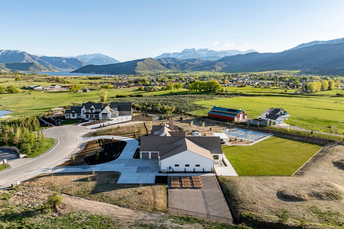 Extraordinary Estate With Fun Built Right In In Midway, Utah, United ...