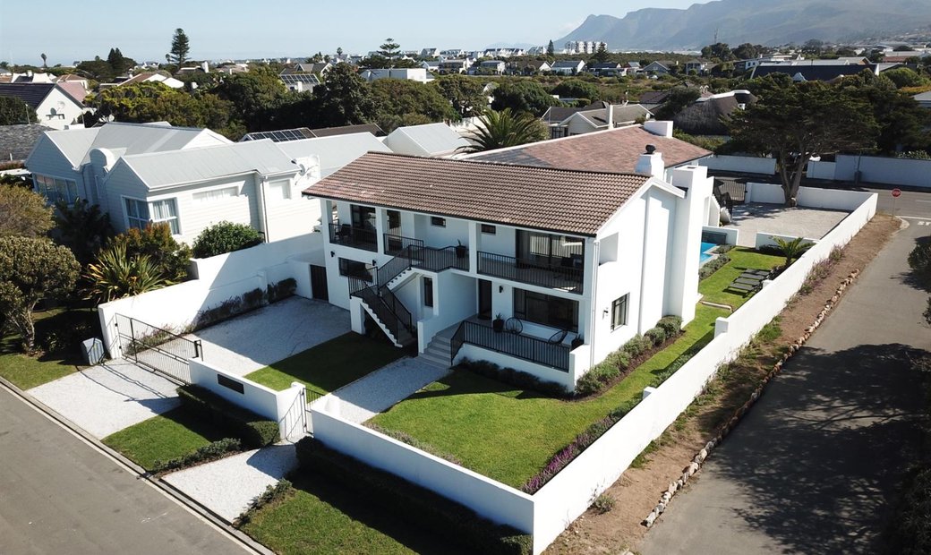 House Available In Westcliff, Hermanus In Hermanus, Western Cape, South ...