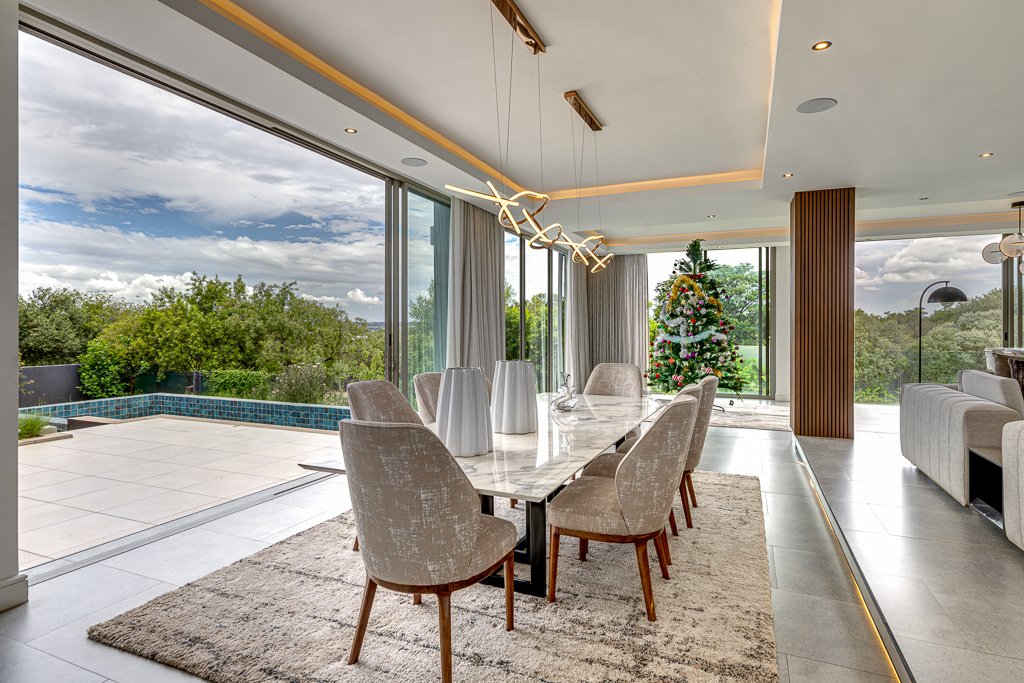 Luxury Home With World Class Amenities In The In Midrand, Gauteng ...