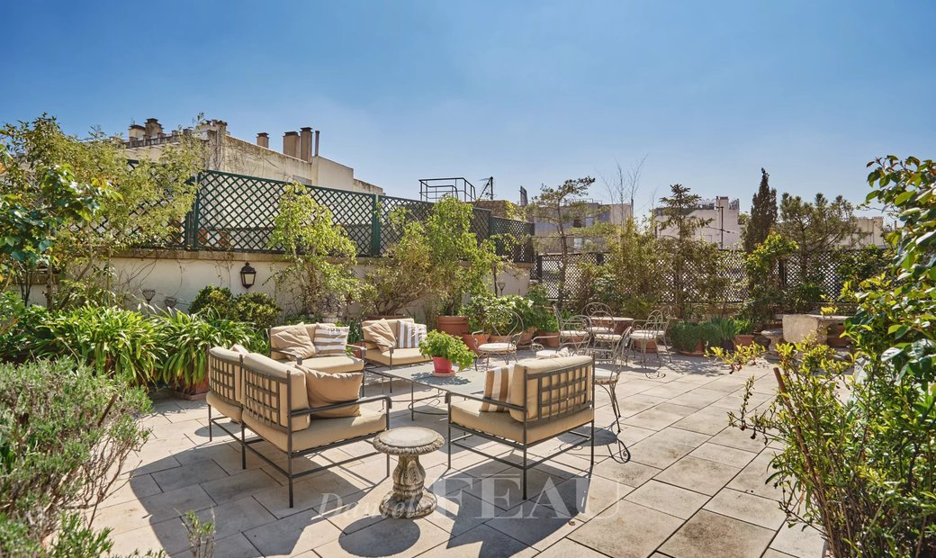 Distrito 16 De París: Una Magnífica Mansión En París, Isla De Francia ...