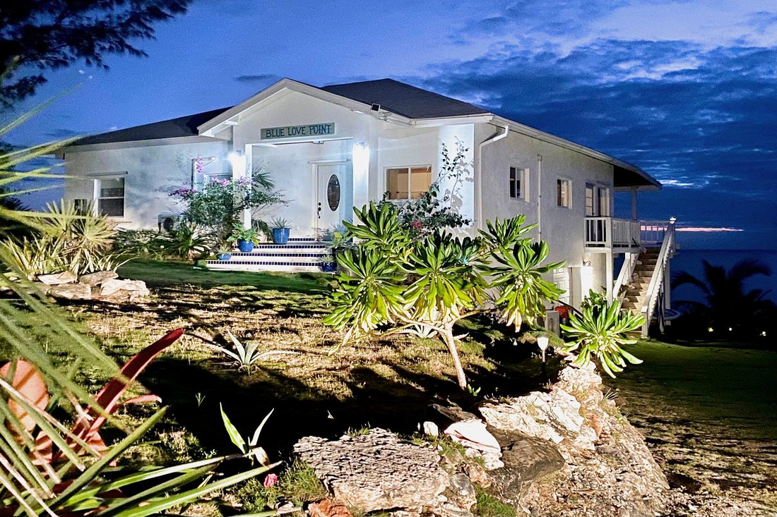 A Breathtaking Oceanfront Retreat In Gregory Town, North Eleuthera, The ...
