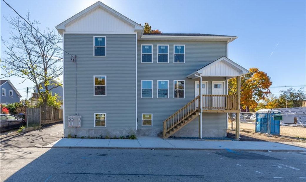 6 Bedrooms Multi Family Home In Providence, Rhode Island, United States ...