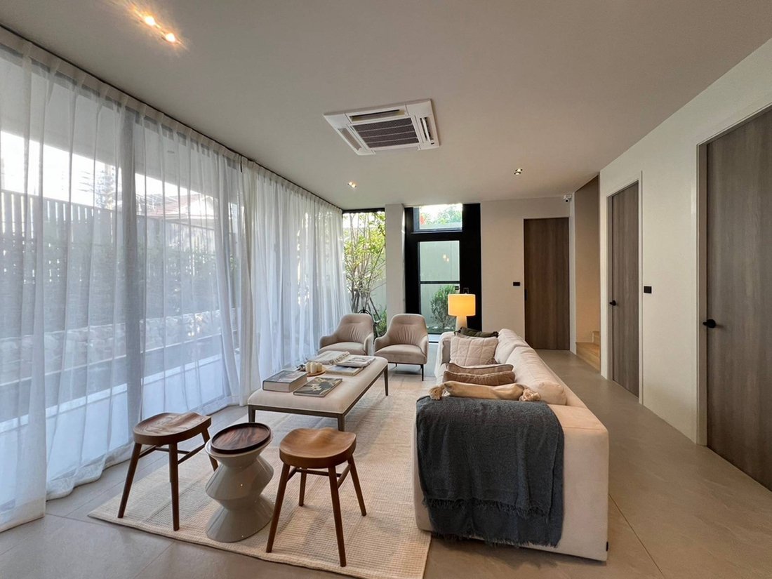 Bangkok House In Bangkok, Bangkok, Thailand For Rent (15622307)