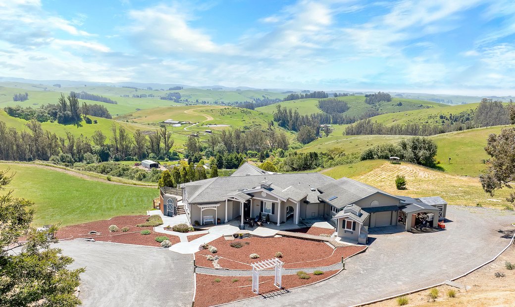 6200 Burnside Road, Sebastopol, Ca In Sebastopol, California, United ...