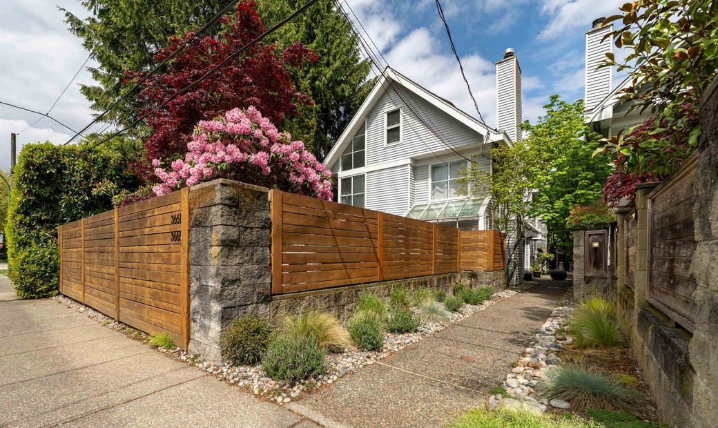 Charming Kitsilano 1/2 Duplex! In Vancouver, British Columbia, Canada ...