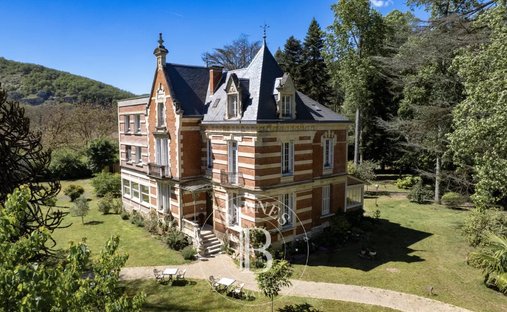 Luxury estates with garage for sale in Saint-Yrieix-la-Perche, Nouvelle ...