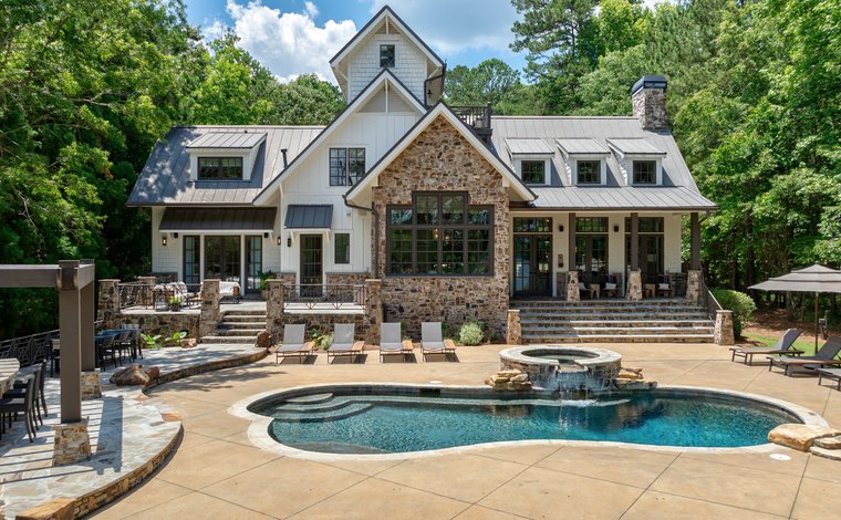Luxury Lakefront Homes Georgia