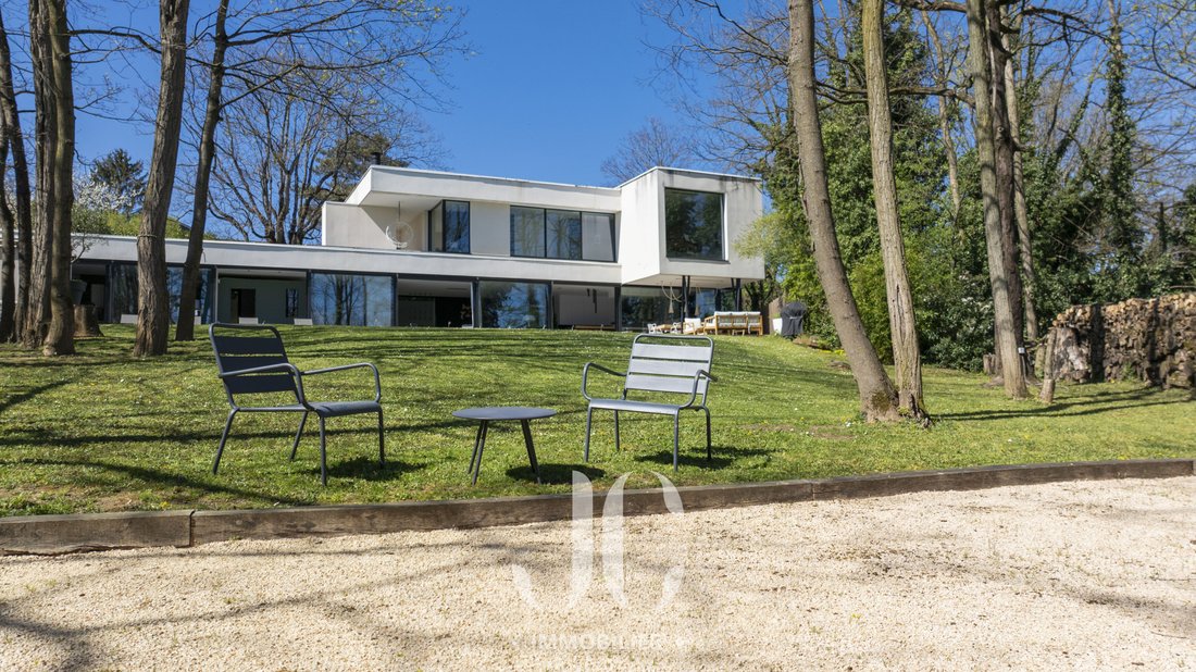 Contemporary Luxury House In Lyon, Auvergne Rhône Alpes, France For ...