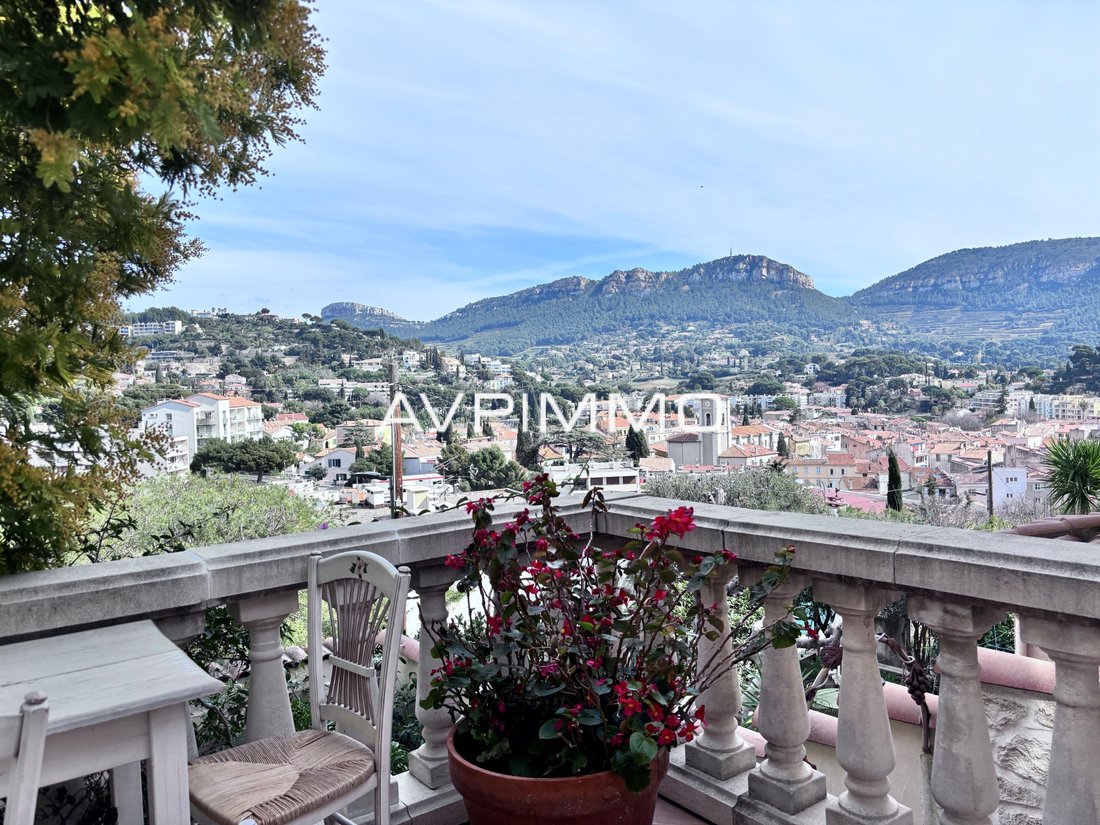 Maison Cassis In Cassis, Provence Alpes Côte D'azur, France For Sale (15633945)