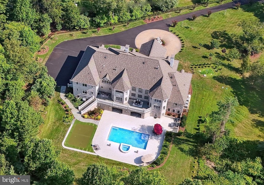 Blue Ridge Manor In Great Falls, Virginia, United States For Sale ...