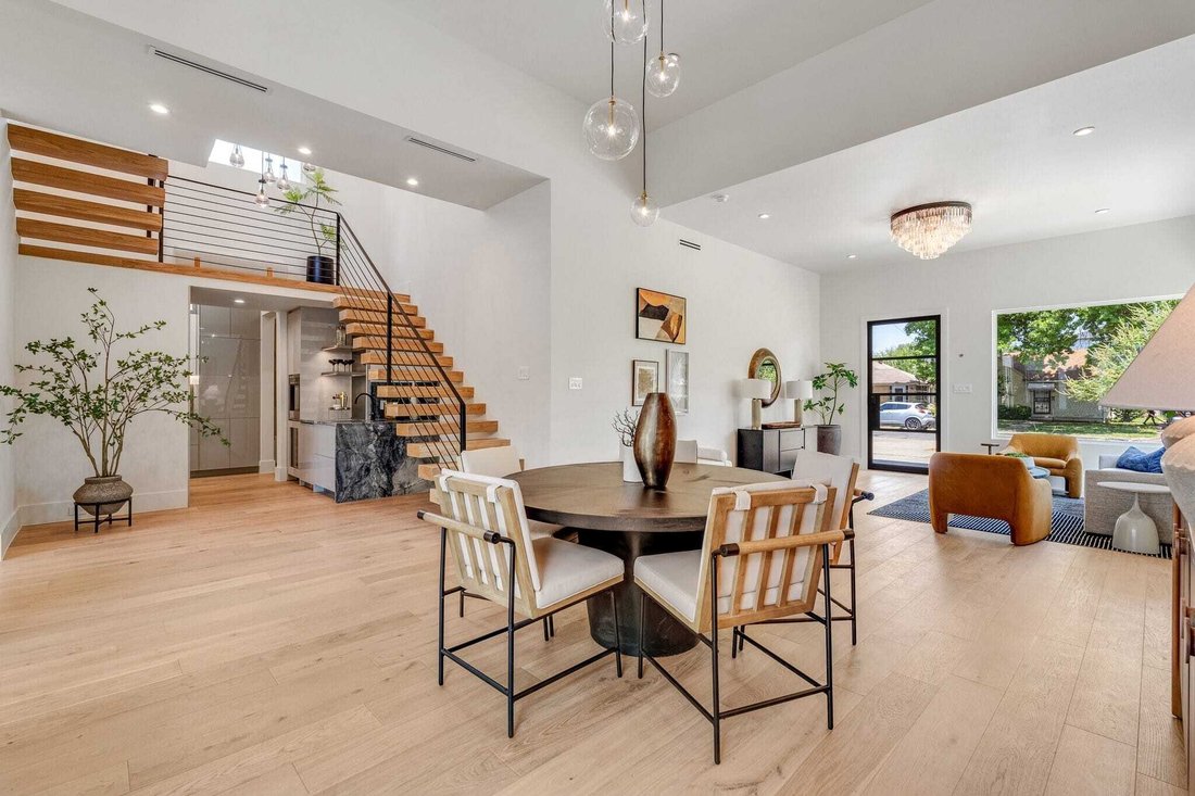 Completely Remodeled Luxury Home In The Bird In Dallas, Texas, United ...