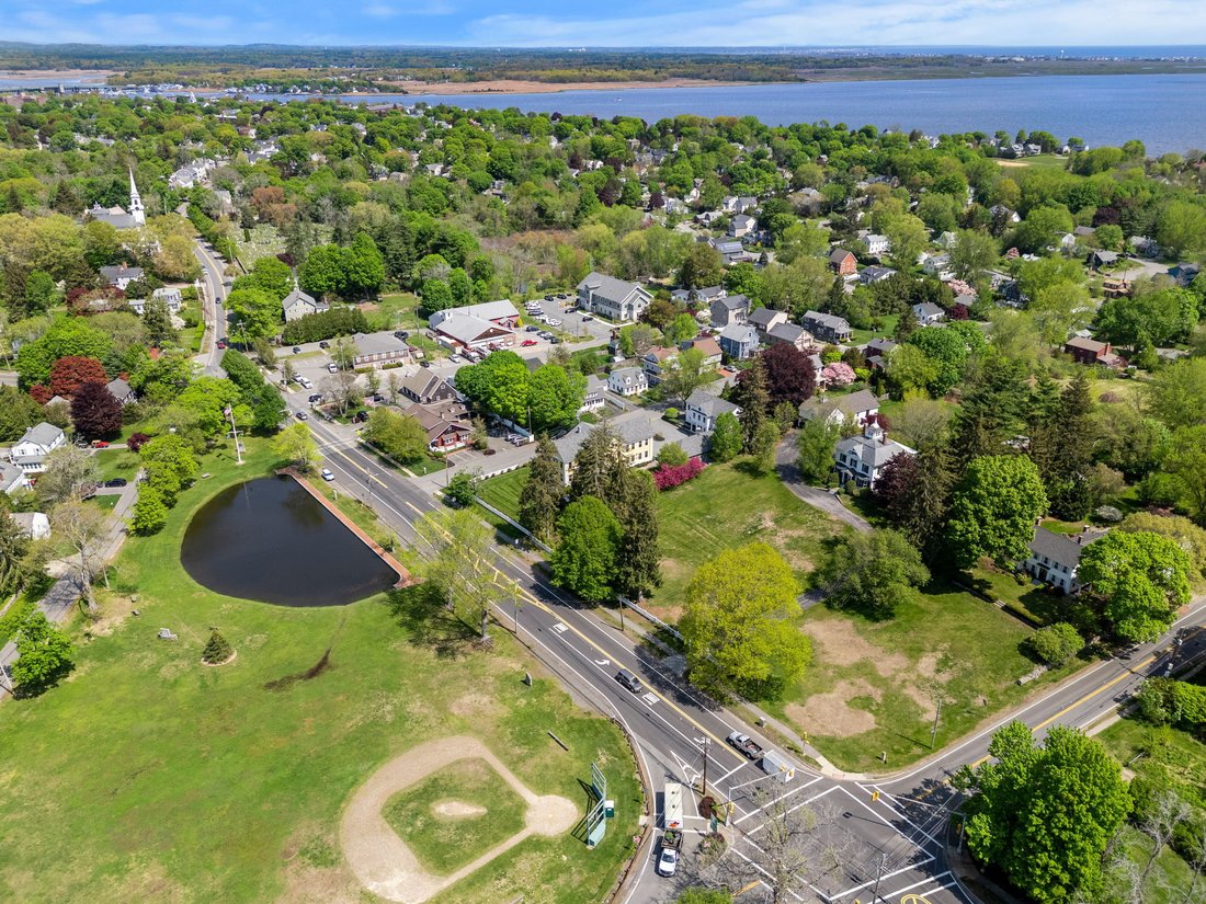 33 High Road, Newbury, Ma, 01951 In Newbury, Massachusetts, United ...