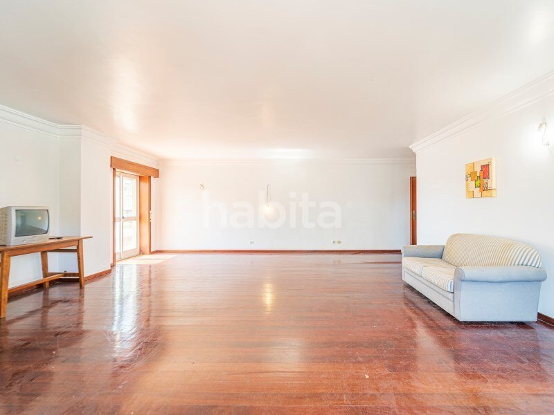 3 Bedroom Apartment, Parking Space And Storage Room In Parede, Lisbon ...