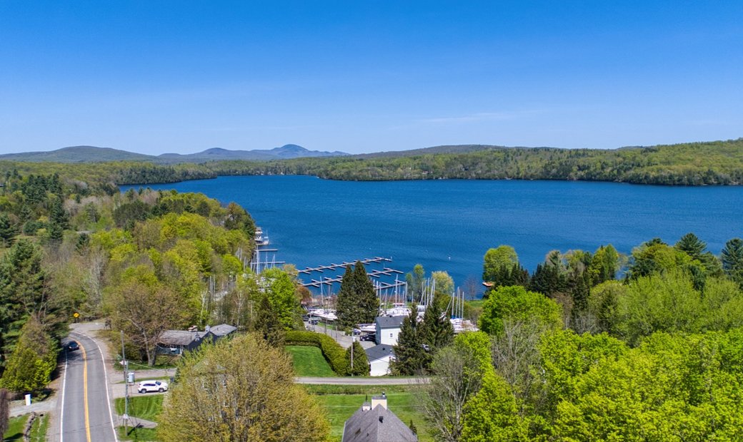 Austin, Québec In Austin, Quebec, Canada For Sale (15372313)