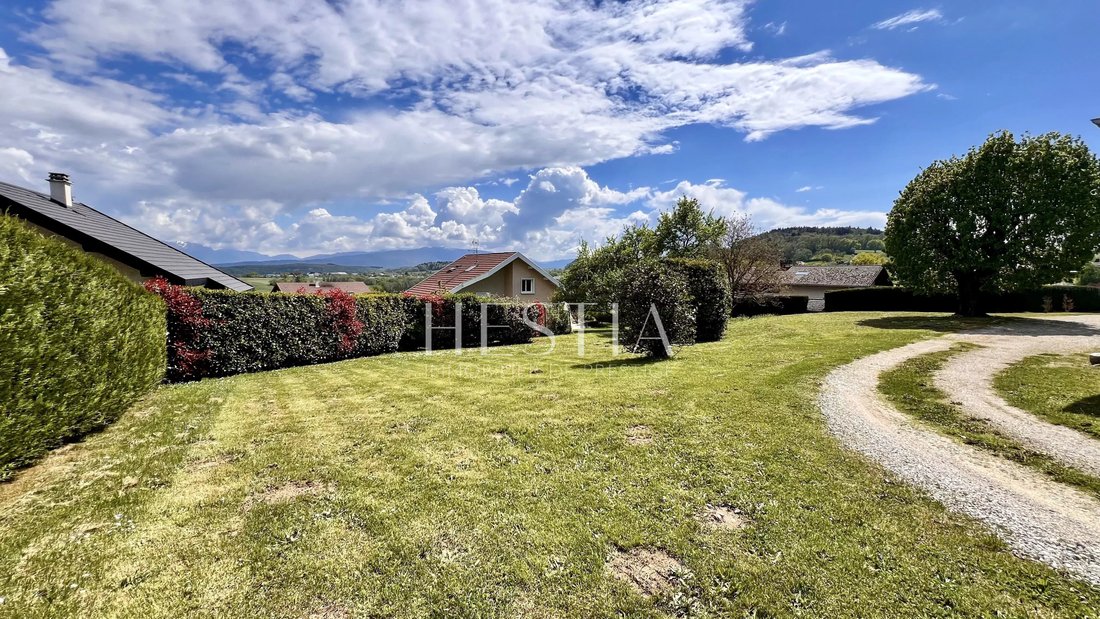 Annecy House In Annecy, Auvergne Rhône Alpes, France For Sale (15637842)
