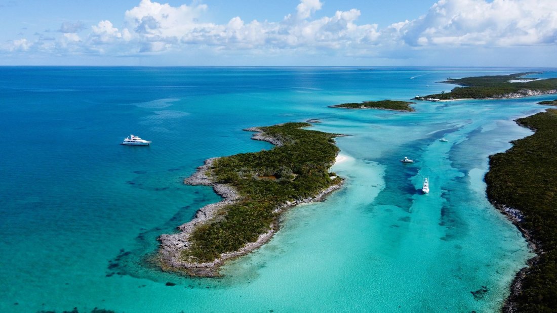 Robert's Cay, Private Island Mls 62503 In Exuma, The Bahamas For Sale ...