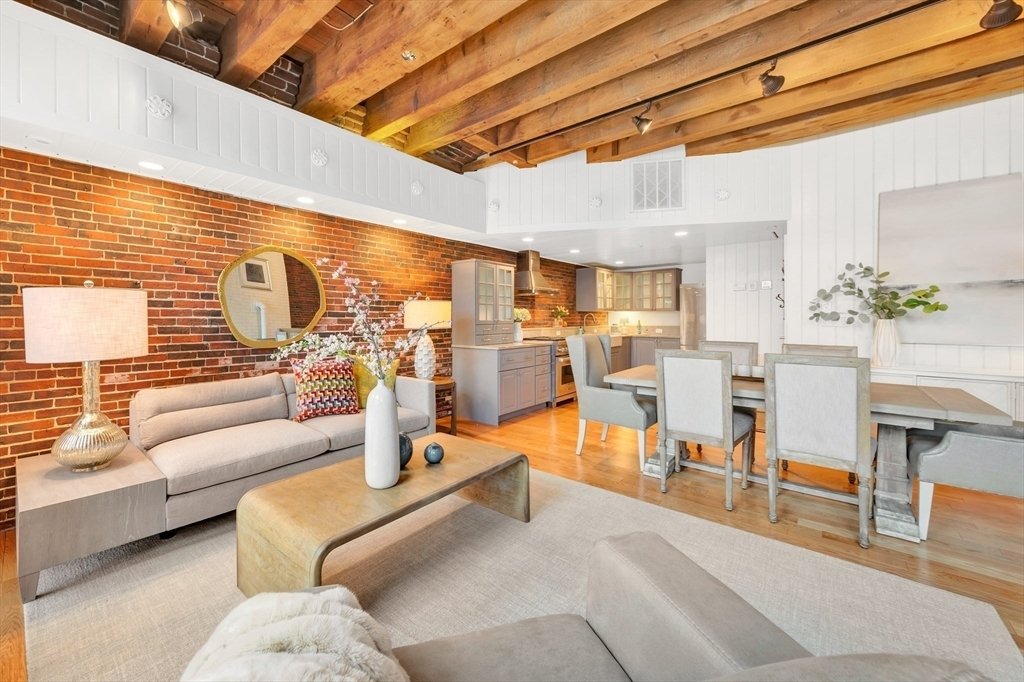 Condo Boston In Boston, Massachusetts, United States For Rent (15638181)