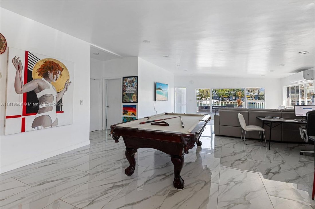8221 Crespi Blvd , Miami Beach, Fl 33141 In Miami Beach, Florida ...