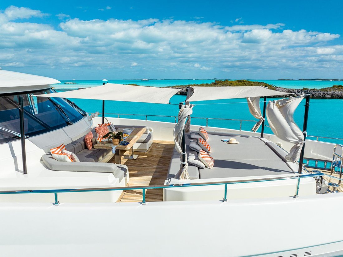 Custom Line Navetta 33 In United States For Sale (15642799)