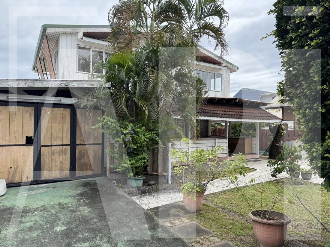 Papeete Townhouse In Pape'ete, Windward Islands, French Polynesia For ...