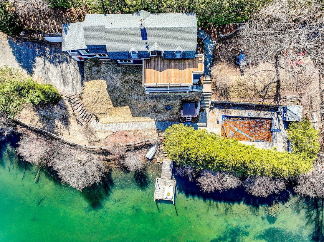 Maison Dans Mont Tremblant, Québec, Canada à Vendre (15643462)