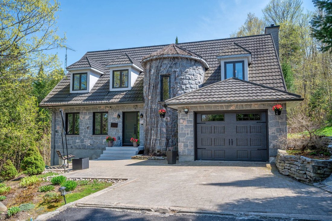 House In Brébeuf, Quebec, Canada For Sale (15653254)