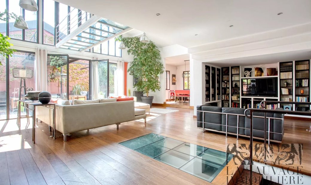 Architect's Loft Porte De Paris Mixed In Bagnolet, île De France ...