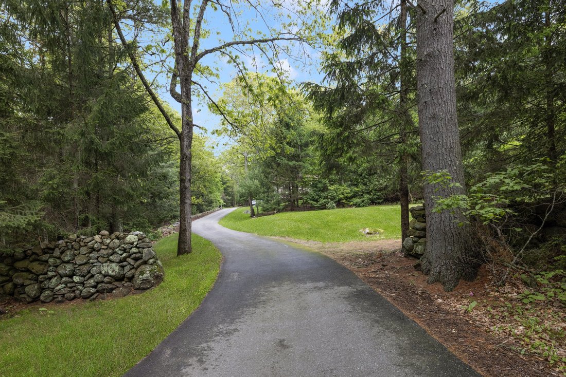 59 Sharpe Street,West Greenwich, In West Greenwich, Rhode Island ...