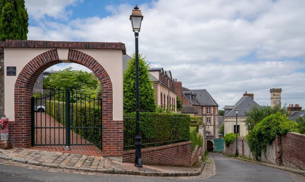 Honfleur Beautiful 185 Sqm Duplex Sea View In Honfleur, Normandy ...