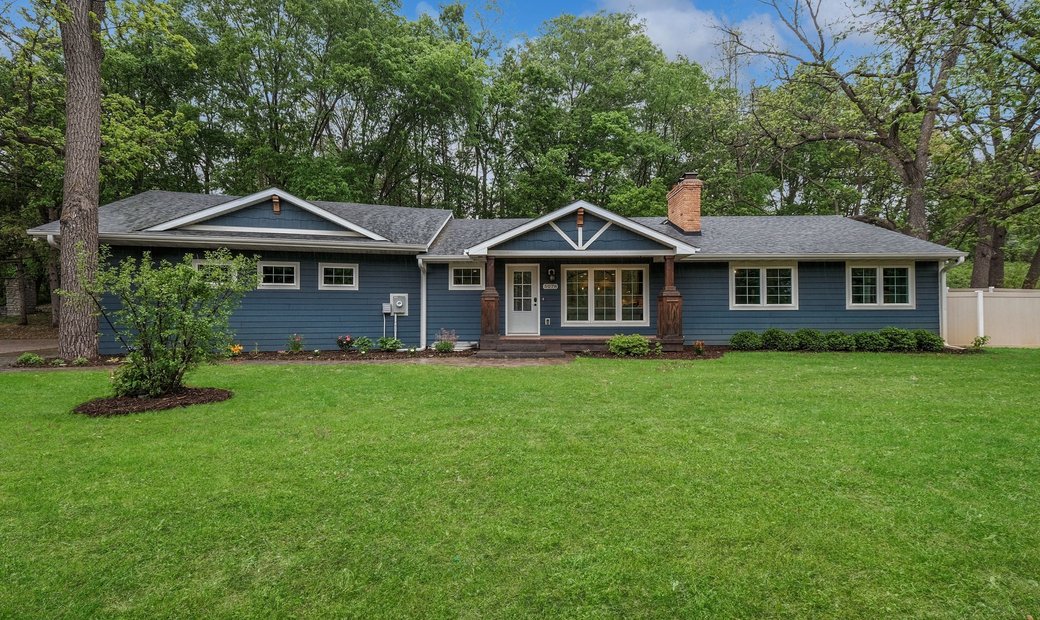Updated Rambler With An Expansive Open In Mound, Minnesota, United ...