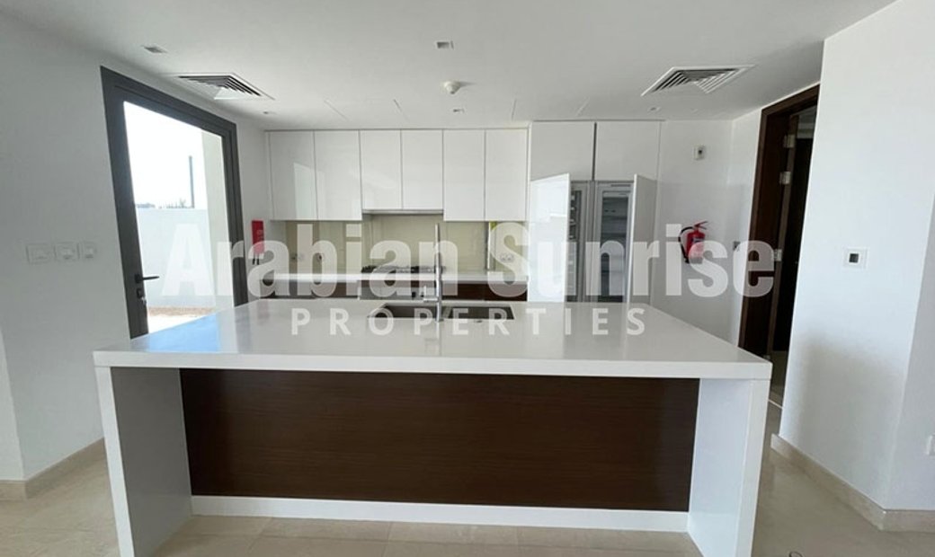 Full Golf Course View Villa In Abu Dhabi, Abu Dhabi, United Arab ...