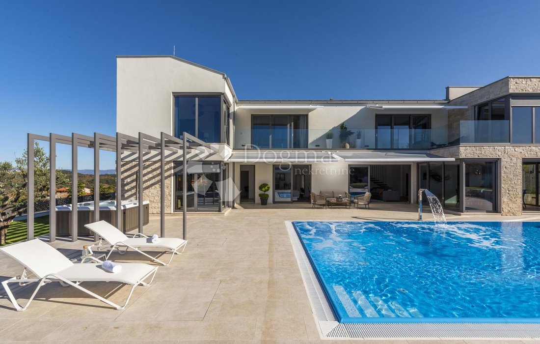 Surroundings Of Motovun, Luxury Villa Ready In Karojba, Istria County ...