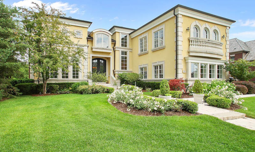 Renaissance Style Villa Overlooking The In Glenview, Illinois, United ...