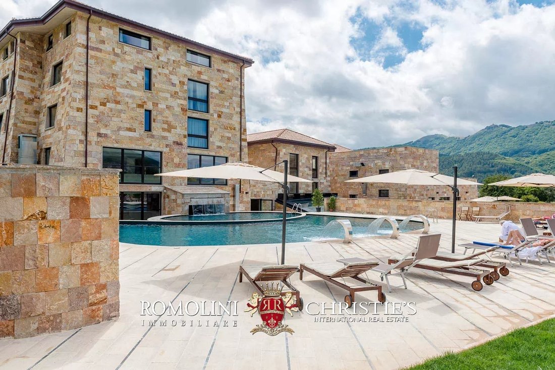 Luxury 4 Star Hotel For Sale In Abruzzo In Castel Di Sangro, Abruzzo ...