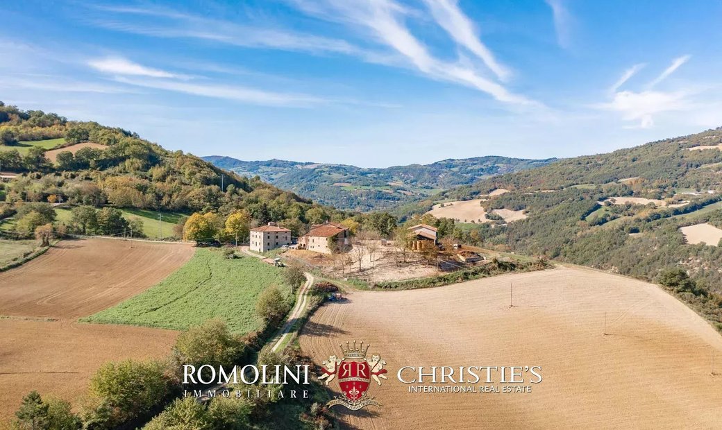 Farm, Rural Hamlet To Be Restored For Sale In In Emilia Romagna, Italy ...