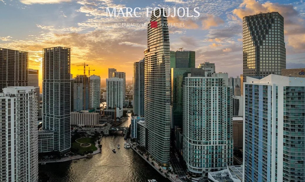 Miami Aston Martin Residences Vista Al En Miami, Florida, Estados ...