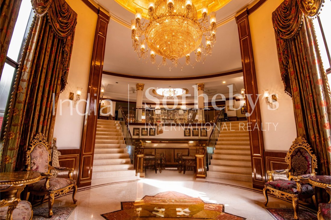 Farmhouse On Radhey Mohan Drive In New Delhi, Delhi, India For Sale ...