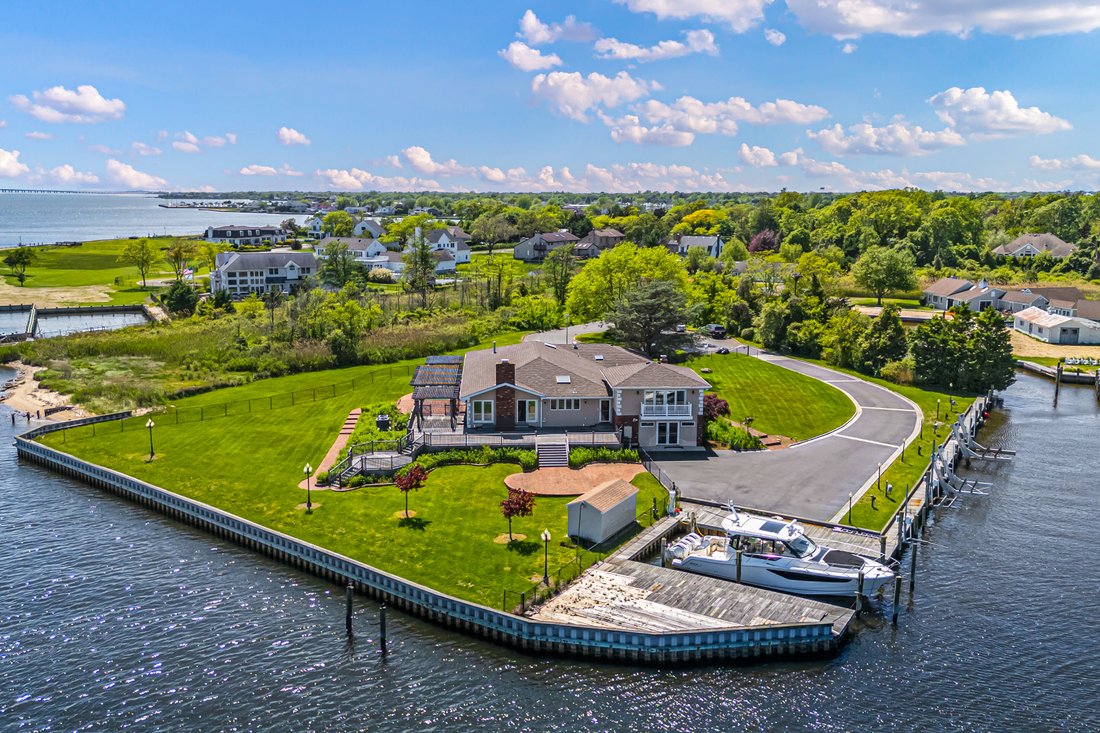 15 Post Lane,Bay Shore, Ny, 11706 In Bay Shore, New York, United States ...