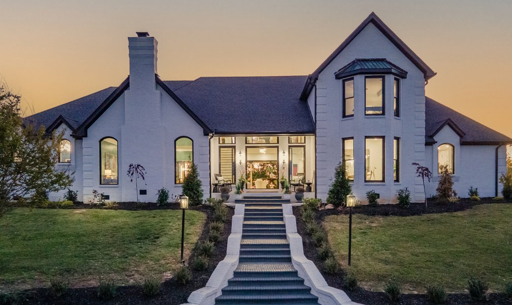 Exquisite Luxury Country Home In In Fayetteville, Tennessee, United ...