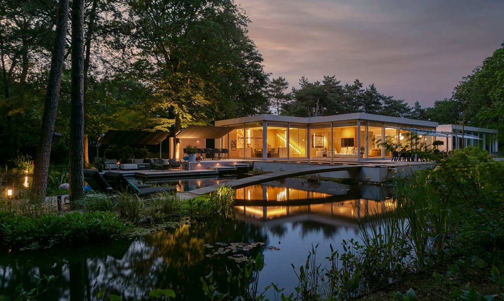 Luxurious And Exclusive Villa! In Teteringen, North Brabant ...