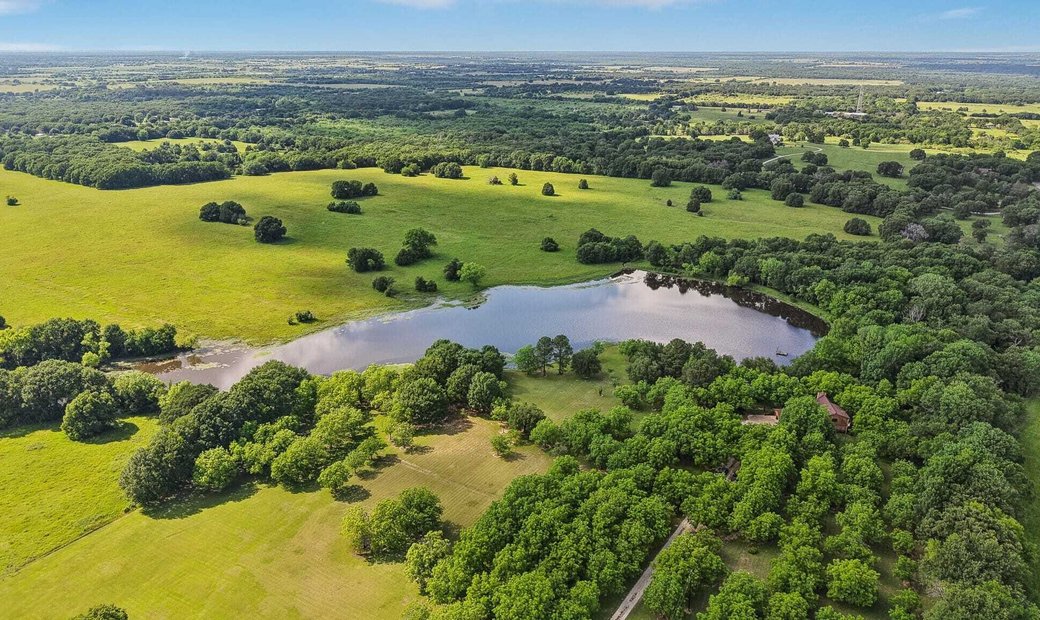 Lago Lone Star En Pecan Ridge Ranch En Tool, Texas, Estados Unidos En ...