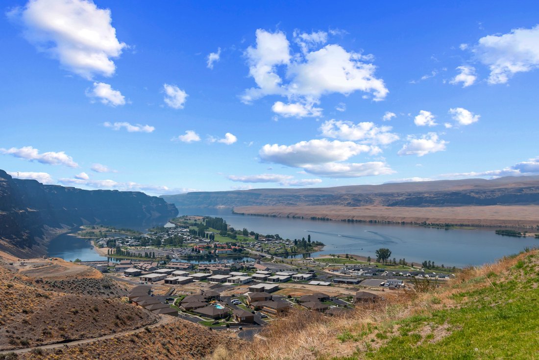 9773 Ridgeview Dr Nw, Quincy, Wa 98848 In Quincy, Washington, United ...