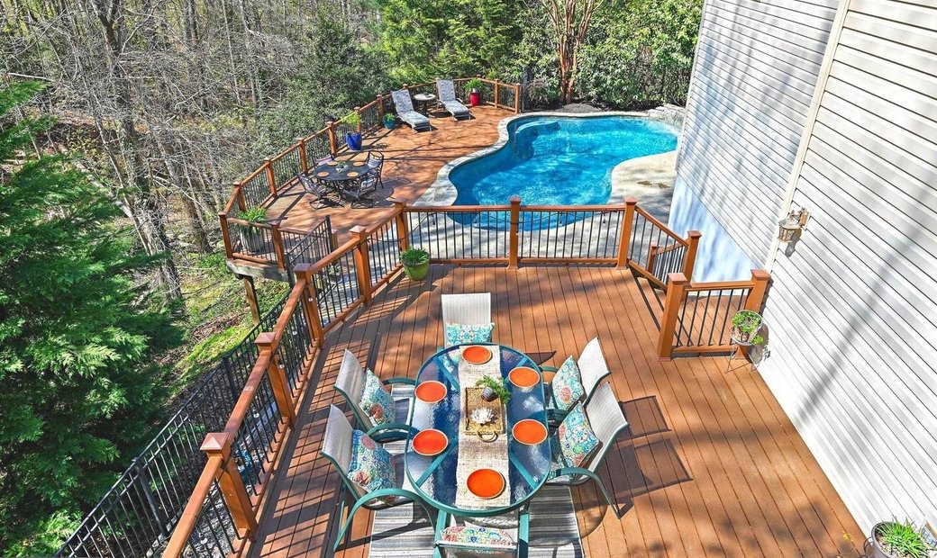 Upgraded And Expanded Colonial In Wayside In Wolf Trap, Virginia ...