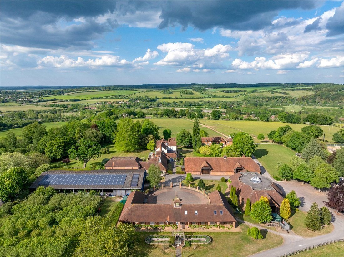 Lot 1 | Hillfields Farm, Lower In Lower Basildon, England, United ...